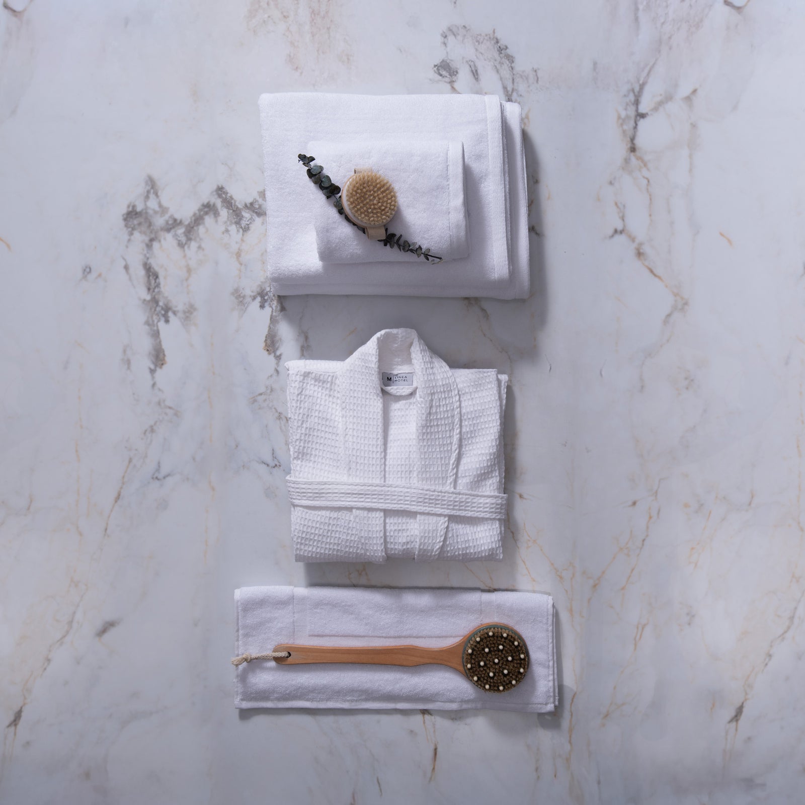 Box Hotel Toalla de Baño + Toalla de Manos + Bata